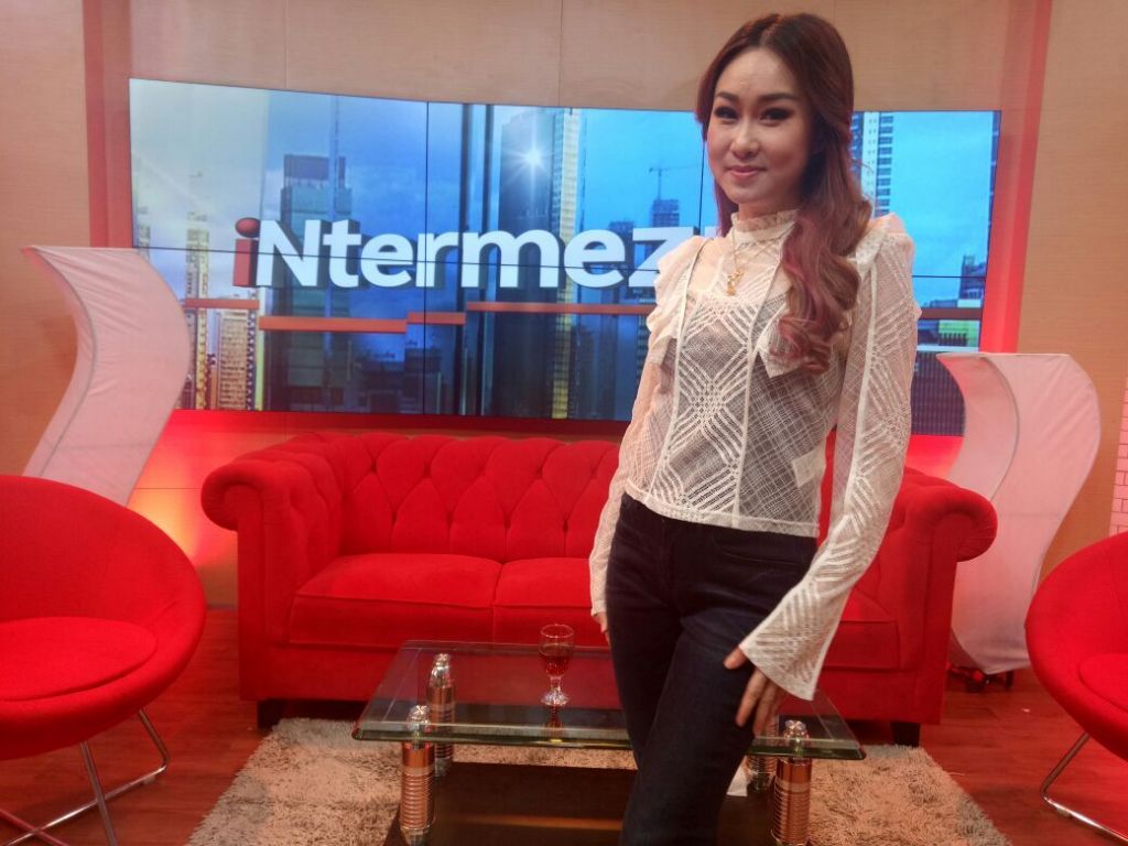 Kisah Sukses Angela July dari X Factor Indonesia ke Asia's Got Talent