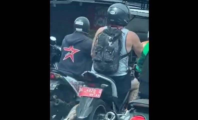 Kepala Desa di Bali Klarifikasi Motor Dinas Dipakai Bule: Dipinjam Tamu Anak Saya