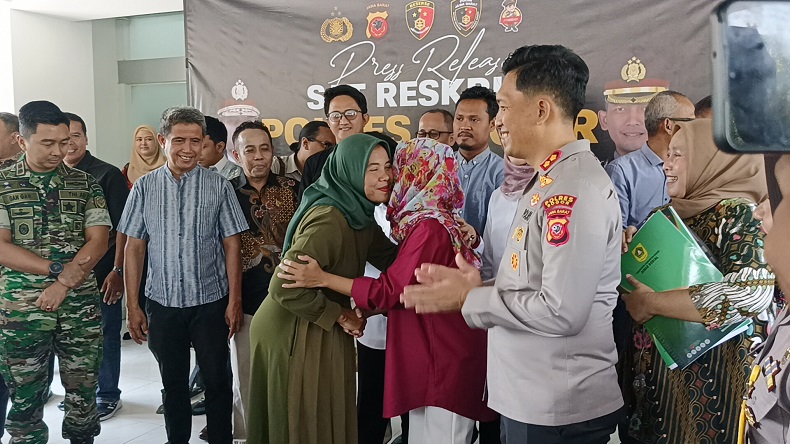 Berita Bayi Tertukar Di Bogor Terkini dan Terbaru Hari Ini - iNews