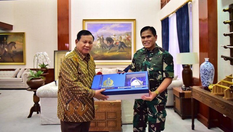 Prabowo Terima Kunjungan Silaturahmi Idul Fitri KSAL Muhammad Ali Prabowo Terima Kunjungan Silaturahmi Idul Fitri KSAL Muhammad Ali