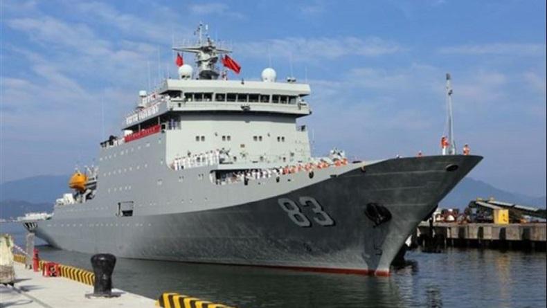 Kapal Perang China Berlayar ke Filipina