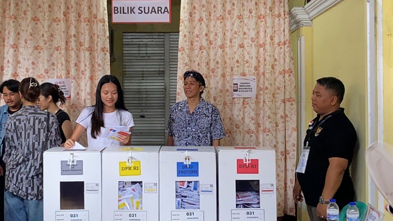 Hasil Penghitungan Suara di TPS Slank, Anies-Muhaimin Unggul Hasil Penghitungan Suara di TPS Slank, Anies-Muhaimin Unggul