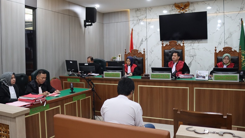 Altaf Mahasiswa UI Pembunuh Junior Divonis Penjara Seumur Hidup Altaf Mahasiswa UI Pembunuh Junior Divonis Penjara Seumur Hidup