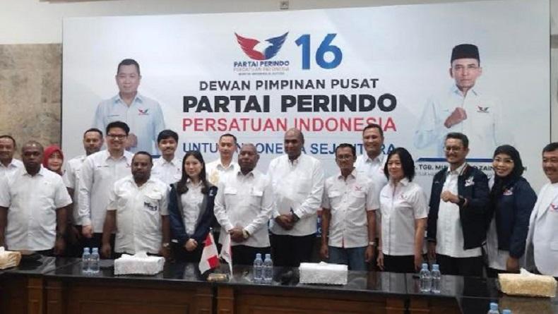 Momen Kader Perindo Kompak Hadiri Deklarasi Dukungan untuk Dominggus Mandacan