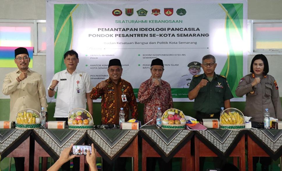 Cegah Intoleransi dan Radikalisme, Densus 88 Perkuat Wawasan Kebangsaan di Ponpes Semarang ...