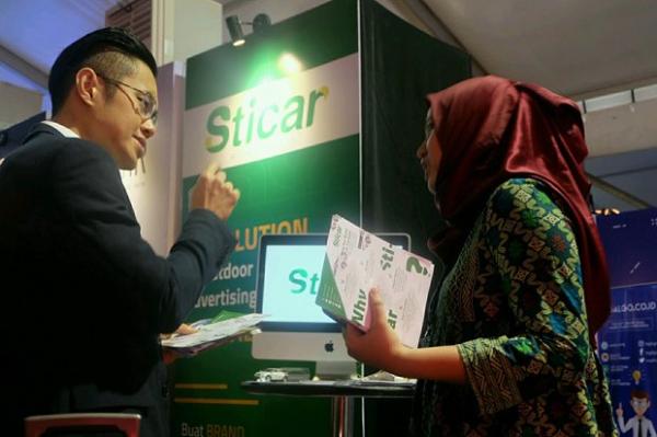 Perluas Layanan, Sticar Hadirkan Aplikasi Iklan di Motor