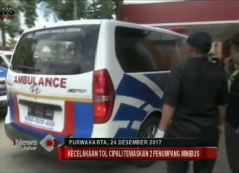 Kecelakaan Maut di Tol Cipali Tewaskan 2 Penumpang Minibus