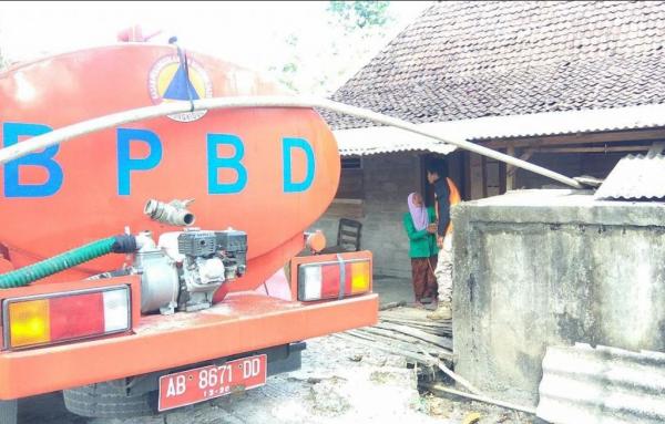 Kekeringan Meluas, Warga Gunungkidul Terpaksa Beli Air Bersih