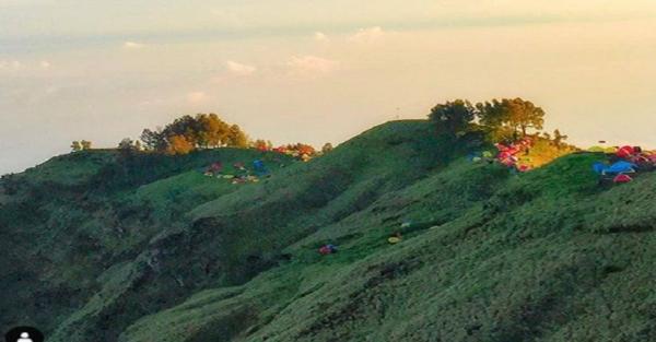 Plawangan Sembalun, Spot Terbaik Menikmati Pesona Gunung Rinjani