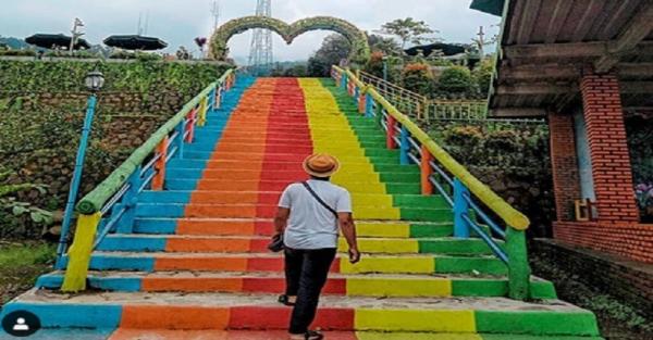 Kampung Salaka Terkenal Indah, Bisa Lihat Pemandangan Kota Bogor dari ...