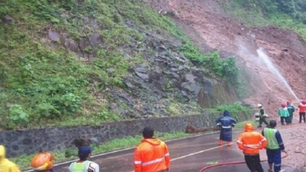 Antisipasi Longsor, BPBD Tomohon Siagakan 30 Personel dan Alat Berat