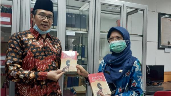Wakil Kepala BPIP: Teladani Bung Karno dengan Membaca Buku Wakil Kepala BPIP: Teladani Bung Karno dengan Membaca Buku