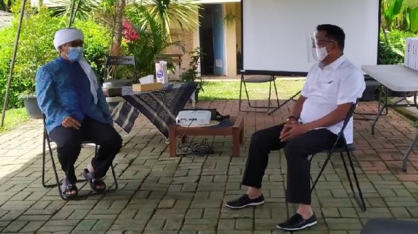 Diajak Moeldoko Pertama Disuntik Vaksin Covid-19, Aa Gym: Siap Kalau Halal Diajak Moeldoko Pertama Disuntik Vaksin Covid-19, Aa Gym: Siap Kalau Halal