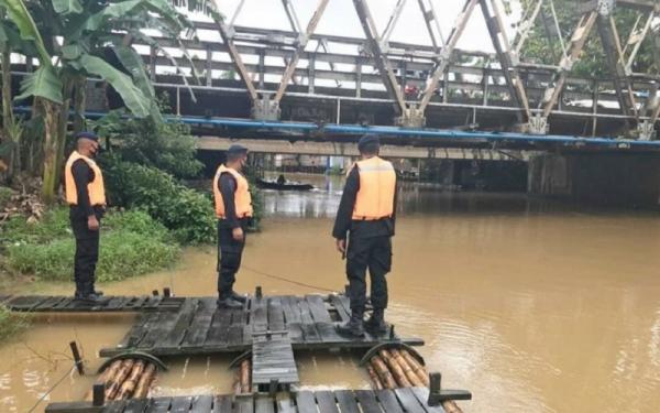 Antisipasi Bencana di Musim Penghujan, Polda Kalsel Siagakan Tim SAR Brimob