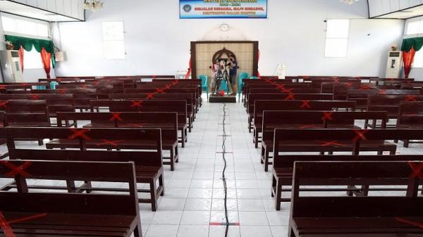 Kapolda Gorontalo Cek Penerapan Prokes Gereja Jelang Natal