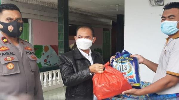 Ratusan Paket Sembako Disalurkan untuk Korban Banjir di Bangka