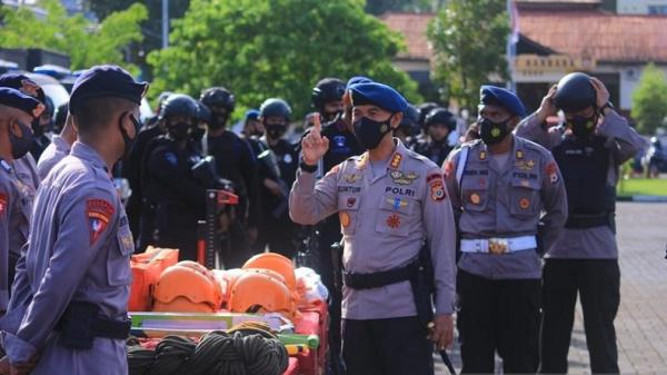 300 Personel Brimob Polda Maluku dan Peralatan Pendukung Disiagakan Hadapi Bencana