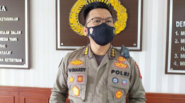 Video Viral Pembakaran Bendera Merah Putih, Ini Sosok Terduga Pelakunya Video Viral Pembakaran Bendera Merah Putih, Ini Sosok Terduga Pelakunya