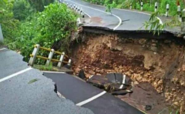 Satu Jembatan Runtuh, Puluhan Rumah di Gunungkidul Terendam Banjir