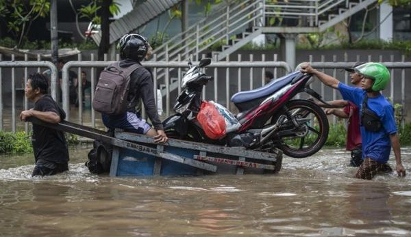 Banjir Bikin Sepeda Motor Mogok, Segera Lakukan 4 Langkah Ini