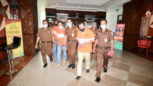 4 Tersangka Kasus Kredit Fiktif Rp100 Miliar di Bank Jatim Ditahan Kejati