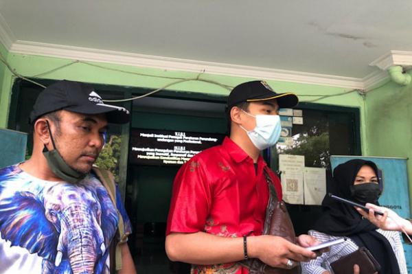 Akui Bersalah, Pedagang Pecel Lele yang Viral Nuthuk Harga di Malioboro ... Akui Bersalah, Pedagang Pecel Lele yang Viral Nuthuk Harga di Malioboro ...