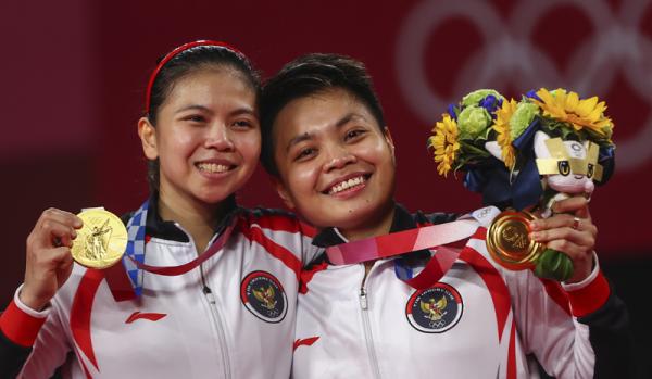 Greysia Polii-Apriyani Rahayu Raih Emas Olimpiade, Netizen ... Greysia Polii-Apriyani Rahayu Raih Emas Olimpiade, Netizen ...