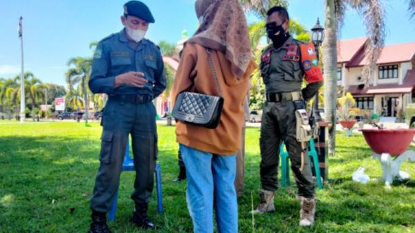 Pakai Baju Ketat dan Tak Islami, 30 Warga Aceh Barat Diamankan Satpol PP