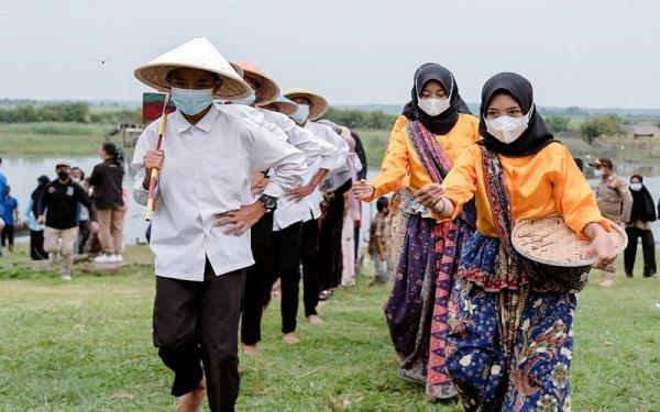 Mengenal Burai, Desa Warna-Warni yang Dikunjungi dan Dipuji Sandiaga Uno