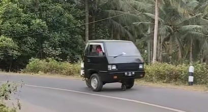 Viral Mobil Pikap Buntung Bisa Jalan, Netizen Kaget Auto Ngakak