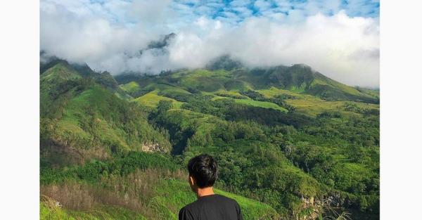 Lagi Viral Wisata Budug Asu di Malang, Asyik Menikmati Hamparan Awan