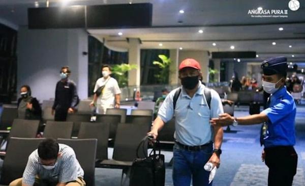 56.085 Penumpang dari Luar Negeri Mendarat di Bandara Soetta, Satgas ... 56.085 Penumpang dari Luar Negeri Mendarat di Bandara Soetta, Satgas ...