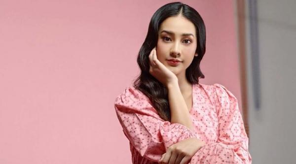 5 Artis Punya Hobi Unik, Ada yang Bikin Geleng Kepala Suka Minum Air Seni dan Cium Ketiak