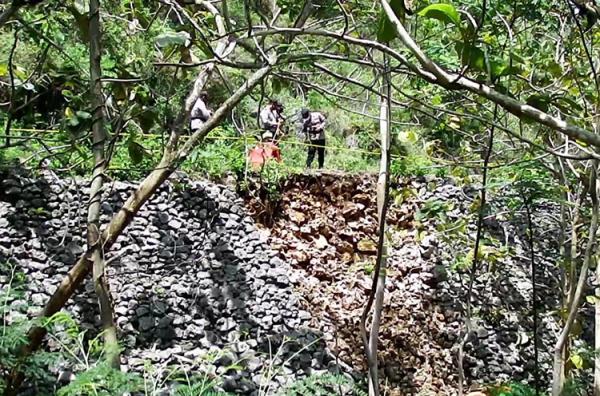 Talut Penahan Jalan di Gunungkidul Ambrol, Wisatawan Harus Hati-hati