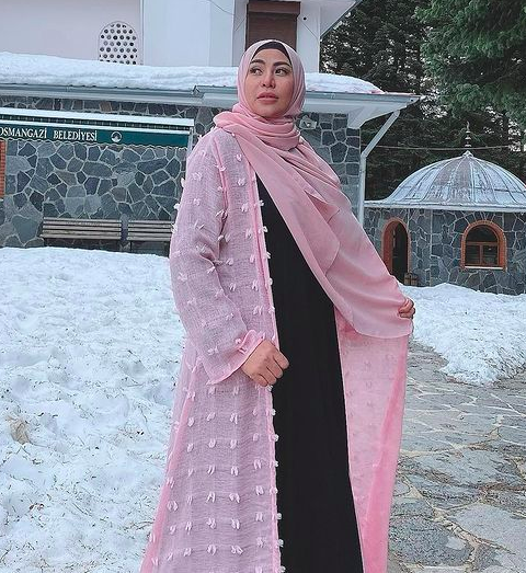 Artis Pernah Jadi TKI di Luar Negeri, Nomor 2 Merasakan Hidup Terlantar ... Artis Pernah Jadi TKI di Luar Negeri, Nomor 2 Merasakan Hidup Terlantar ...
