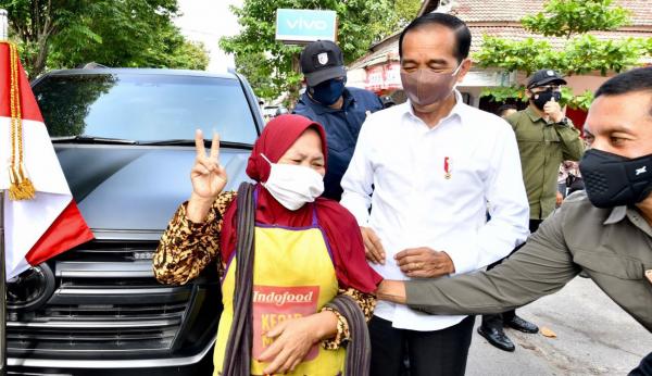 DPR Sebut Jokowi Kerja Keras Selamatkan Ekonomi Masyarakat di Tengah ... DPR Sebut Jokowi Kerja Keras Selamatkan Ekonomi Masyarakat di Tengah ...