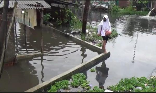 Sungai Meluap, Ribuan Rumah di Kota Pekalongan Terendam Banjir