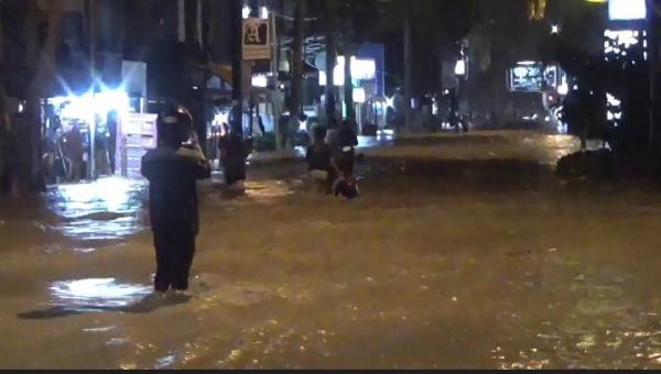 Banjir Bandang, Akses Jalan Trans Sulawesi di Palopo Lumpuh Total Semalam