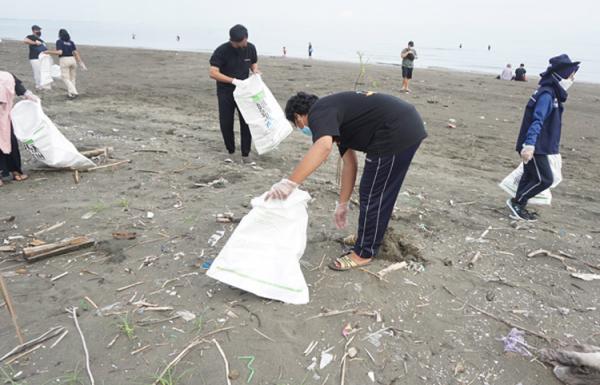 Mengenang Tragedi Leuwigajah Jadi Tonggak Hari Peduli Sampah Nasional Mengenang Tragedi Leuwigajah Jadi Tonggak Hari Peduli Sampah Nasional