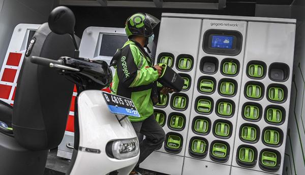 Motor Listrik dengan Tukar Baterai atau Cas Langsung, Mana Lebih Baik?