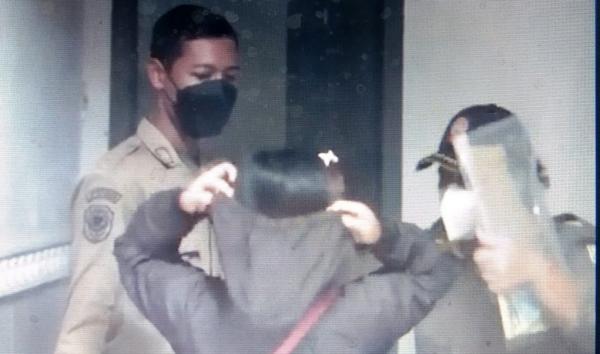 Terjaring Razia Pekat, Pasangan Mesum di Klaten Ini Menangis saat Diamankan Satpol PP