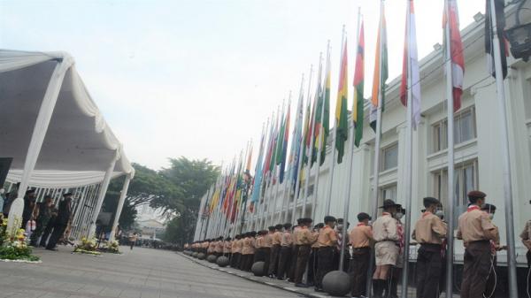 Pengibaran Bendera 109 Negara Warnai Peringatan 67 Tahun Konferensi Asia Afrika