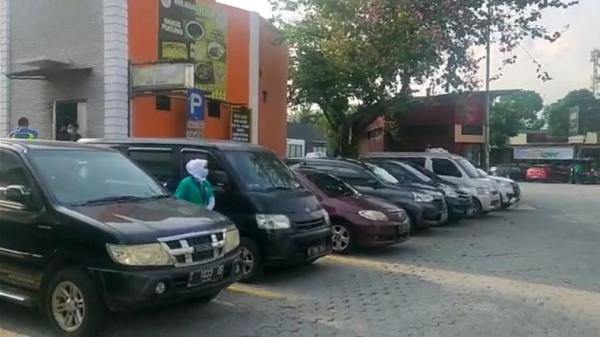 Rest Area KM 57 Tol Japek Penuh, Pemudik Diimbau Istirahat Hanya 30 Menit