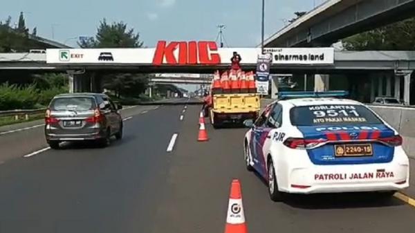 Contraflow di Tol Jakarta-Cikampek Diberlakukan, Arus Lalin Ramai Lancar