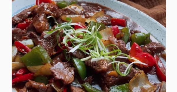 Cara Membuat Beef Black Pepper Paprika, Daging Empuk Bikin Nagih