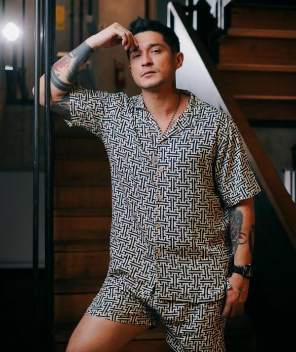 5 Artis Luar Negeri Mengadu Nasib di Indonesia, Nomor 3 Memutuskan ... 5 Artis Luar Negeri Mengadu Nasib di Indonesia, Nomor 3 Memutuskan ...