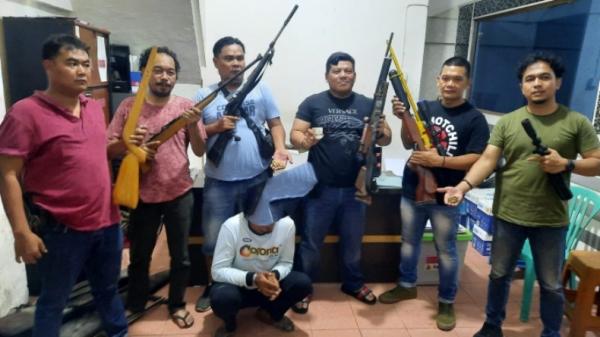 Simpan 4 Senpi Rakitan dan Peluru, Pria di Jambi Kaget Didatangi Polisi