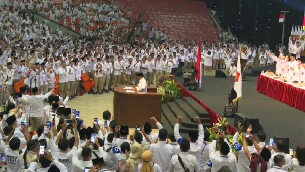 Bacakan Sajak Pejuang, Prabowo Minta Kader Gerindra Jangan Khianati Rakyat Bacakan Sajak Pejuang, Prabowo Minta Kader Gerindra Jangan Khianati Rakyat