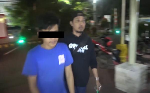 Emosi Pacar Digoda, Pemuda di Makassar Tebas Punggung Sekuriti Wisma