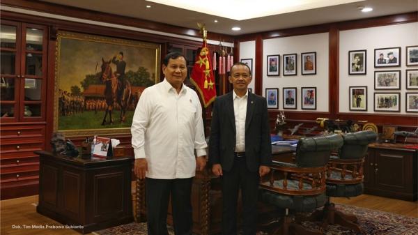 Prabowo Diskusi 4 Mata dengan Bahlil, Bahas Tantangan Dunia dan Potensi ...